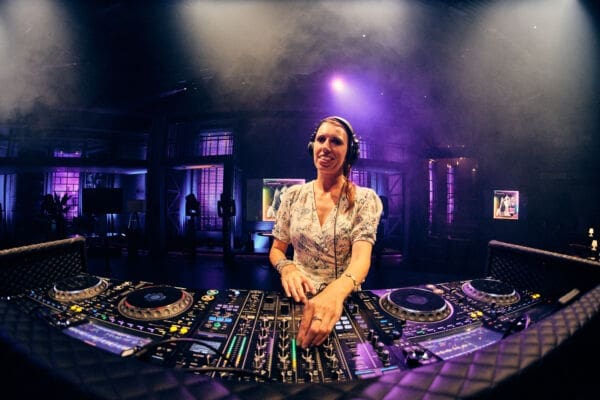 Learn DJing: Basics to Pro Skills with Pioneer Pro DJ School